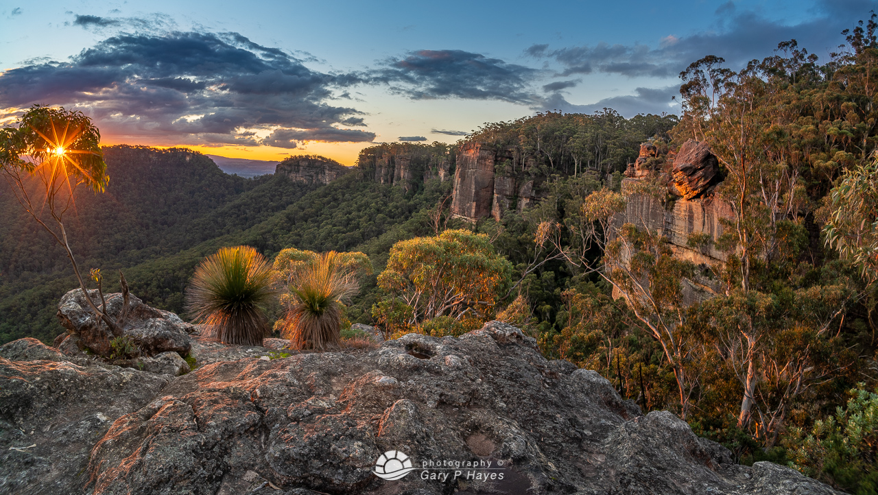 Sunset Rock, Mount Victoria – Sunset Grade 2 | Gary P Hayes Photography